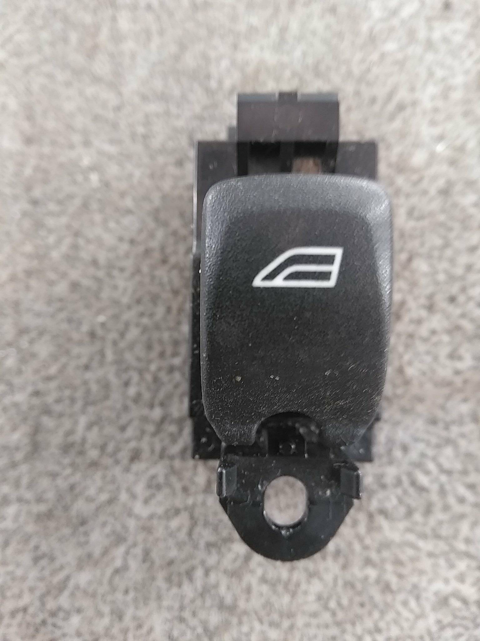 Volvo - Bouton Vitres Réduction - Autos FR – Pièces auto, moteur ...